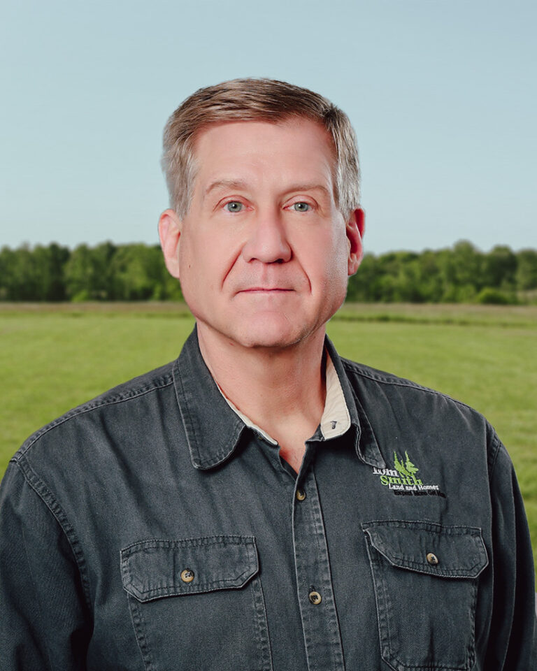 Agents – Tom Smith Land and Homes