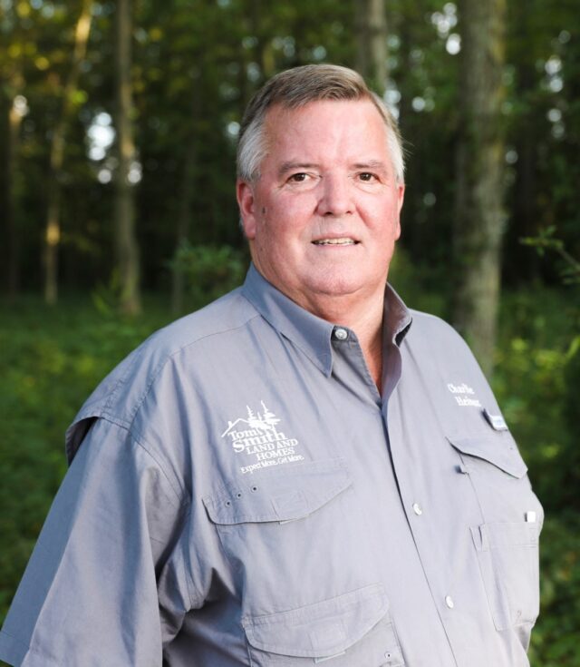 Agents – Tom Smith Land and Homes