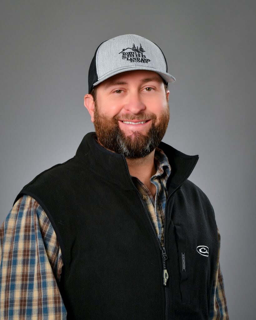 Agents – Tom Smith Land and Homes