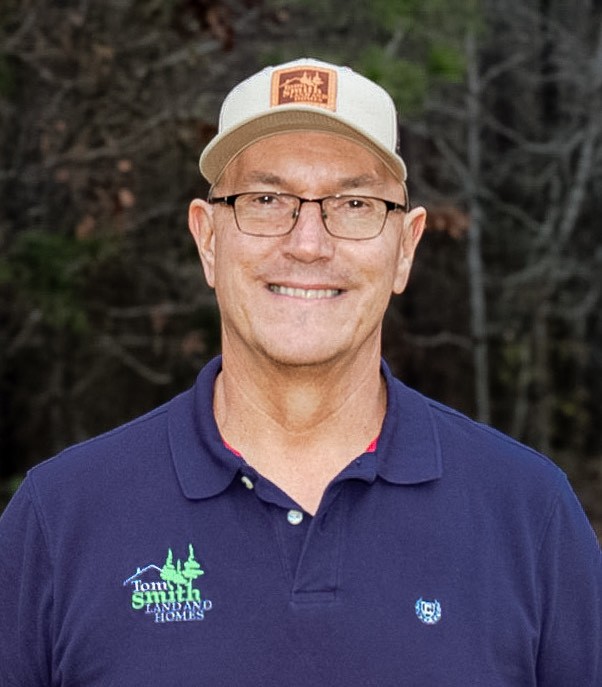 Agents – Tom Smith Land and Homes